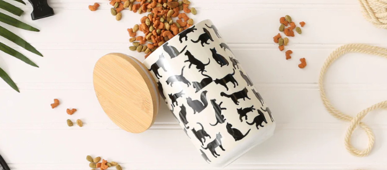 Black Cat Pizza Cutter – Purrs and Whiskers